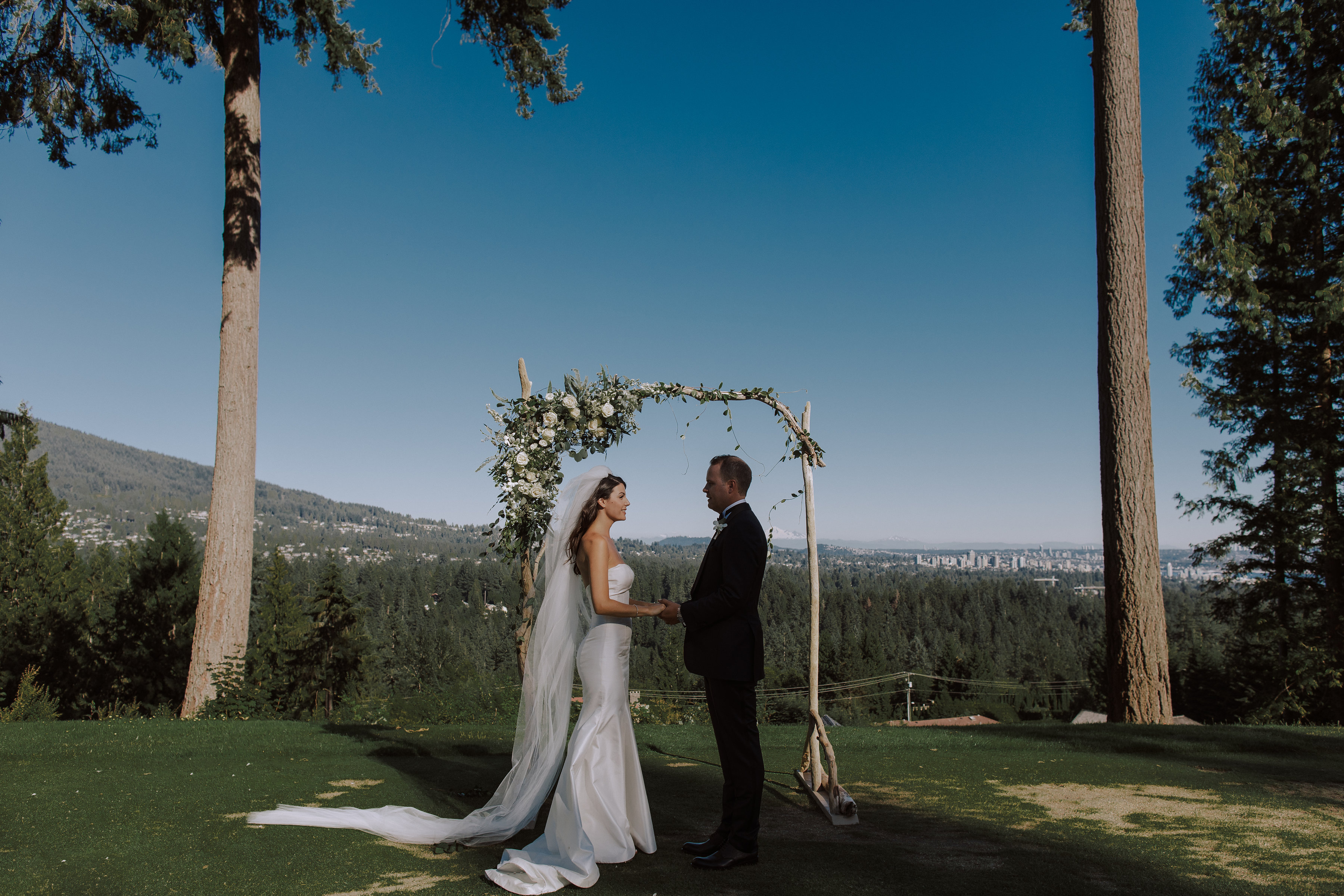 Capilano Golf Club Wedding | Denise Elliott Beauty Co.